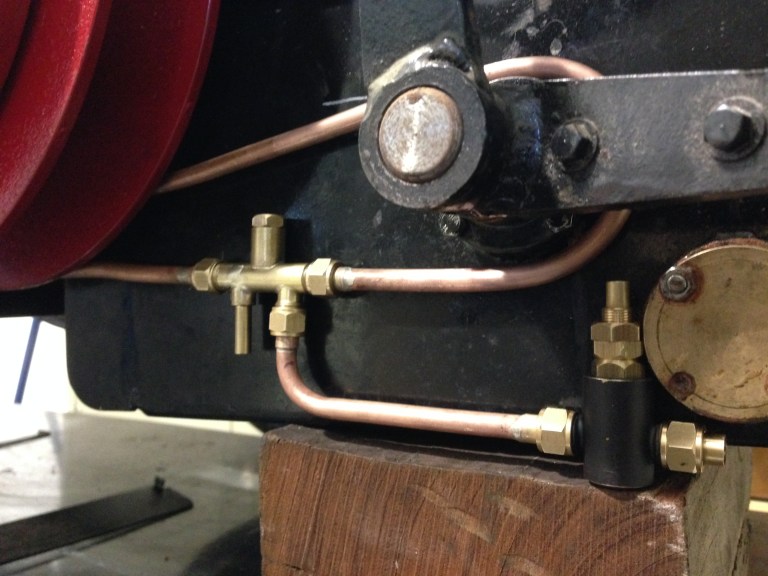 Scale Traction Engine – installing a steam powered boiler injector ...