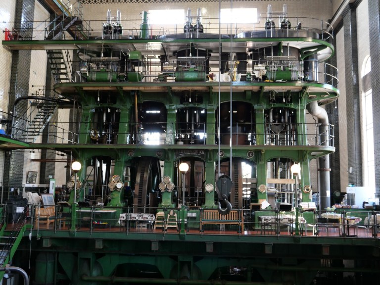 Big Triple Expansion Steam Engines | johnsmachines